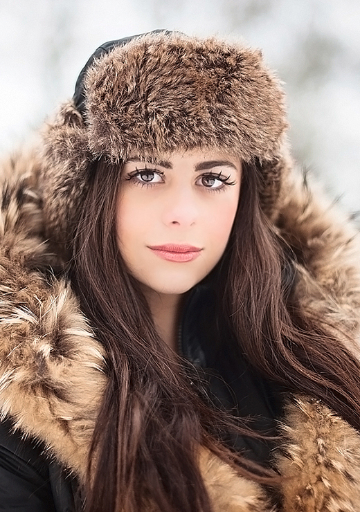 Azra Images, HD Wallpapers, and Photos - Bollywood Hungama