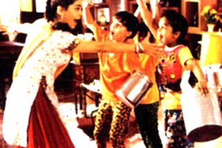 One 2 Ka 4 Review 1/5 | One 2 Ka 4 Movie Review | One 2 Ka 4 2001 ...