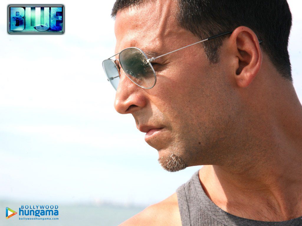 Blue 2009 Wallpapers | akshay-kumar-171 - Bollywood Hungama