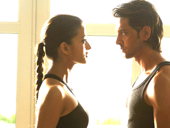 Dhoom 2 Movie: Review | Release Date (2006) | Songs | Music | Images ...
