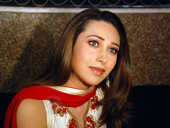 Karisma Kapoor Photos, Images, HD Wallpapers, Karisma Kapoor HD Images ...