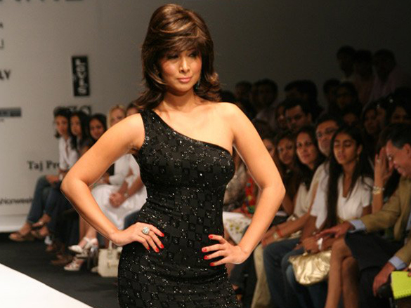 Kim Sharma Photos, Images, HD Wallpapers, Kim Sharma HD Images, Photos ...