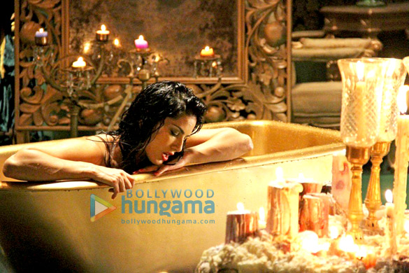 Ragini MMS – 2 Movie Stills - Bollywood Hungama