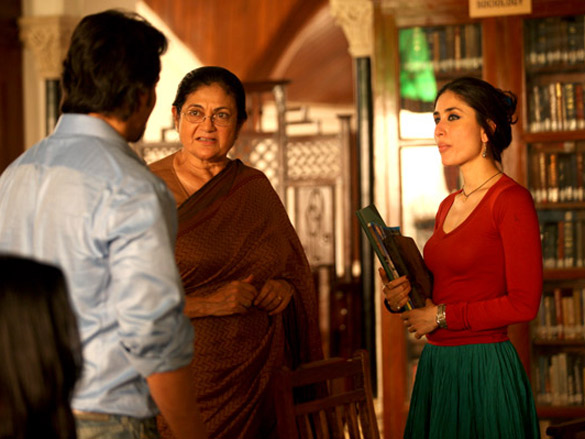 Kurbaan Review 4/5 | Kurbaan Movie Review | Kurbaan 2009 Public Review ...