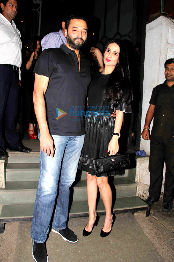 Akshay Kumar, Twinkle Khanna, Bobby Deol & Tanya Deol snapped at The ...