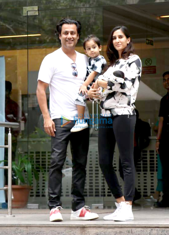 Abhishek Kapoor snapped with his wife Pragya Yadav and his new born ... Abhishek Kapoor snapped with his wife Pragya Yadav and his new born ...
