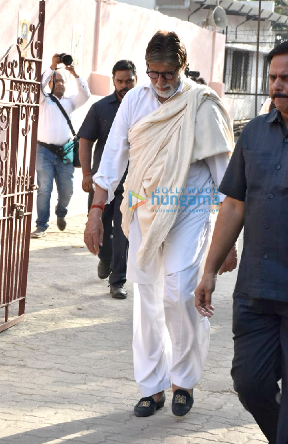 Photos: Amitabh Bachchan and Aishwarya Rai Bachchan attend the Late ...