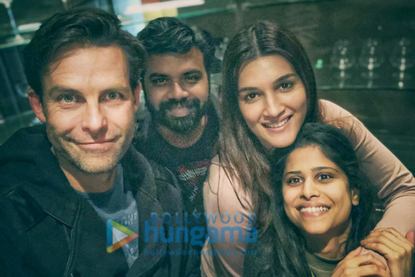 Mimi Movie: Review | Release Date | Songs | Music | Images | Official ...