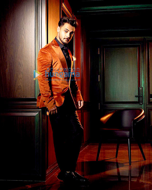 Aayush Sharma Photos, Images, HD Wallpapers, Aayush Sharma HD Images ...