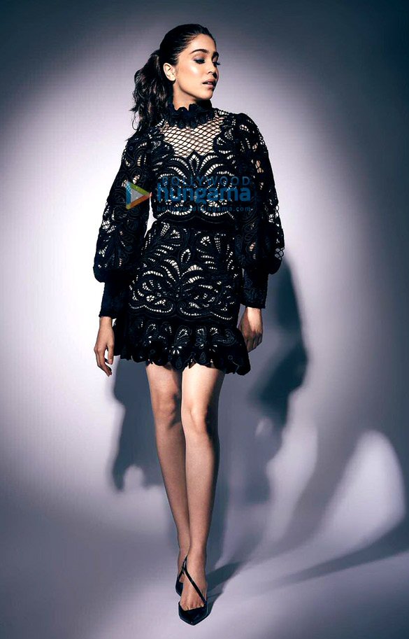 Sharvari Wagh Photos, Images, HD Wallpapers, Sharvari Wagh HD Images ...