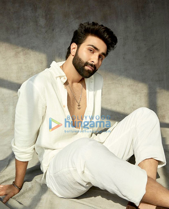 Aadar Jain Photos, Images, HD Wallpapers, Aadar Jain HD Images, Photos ...