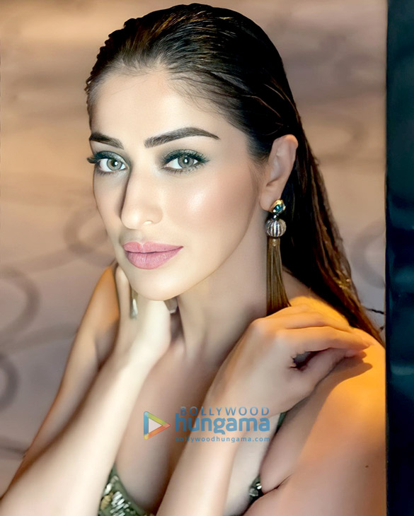 Raai Laxmi Photos, Images, HD Wallpapers, Raai Laxmi HD Images, Photos ...