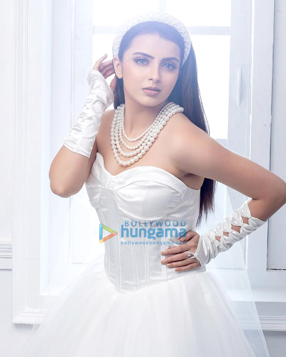 Shrenu Parikh Photos, Images, HD Wallpapers, Shrenu Parikh HD Images ...